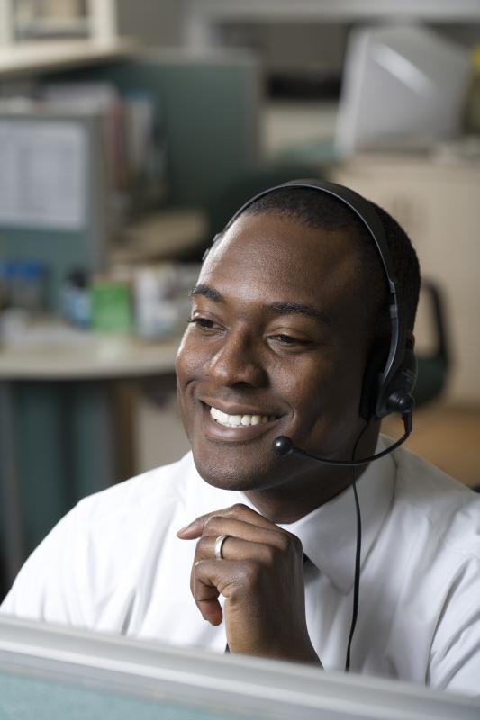 What Is A Freight Broker with Pictures 